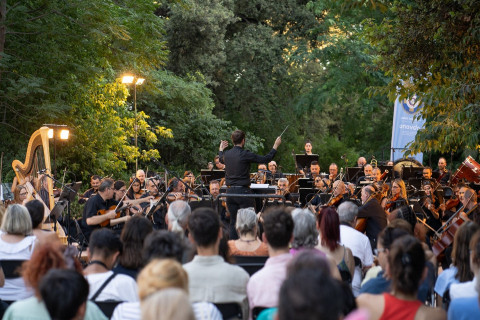 Η Αθήνα γιορτάζει με μουσική και γιόγκα