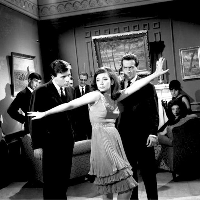 Δεσποινίς Διευθυντής (1964)